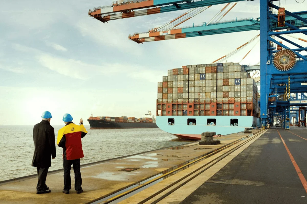 How Ocean Freight Forwarding Helps SMBs & eCommerce Businesses