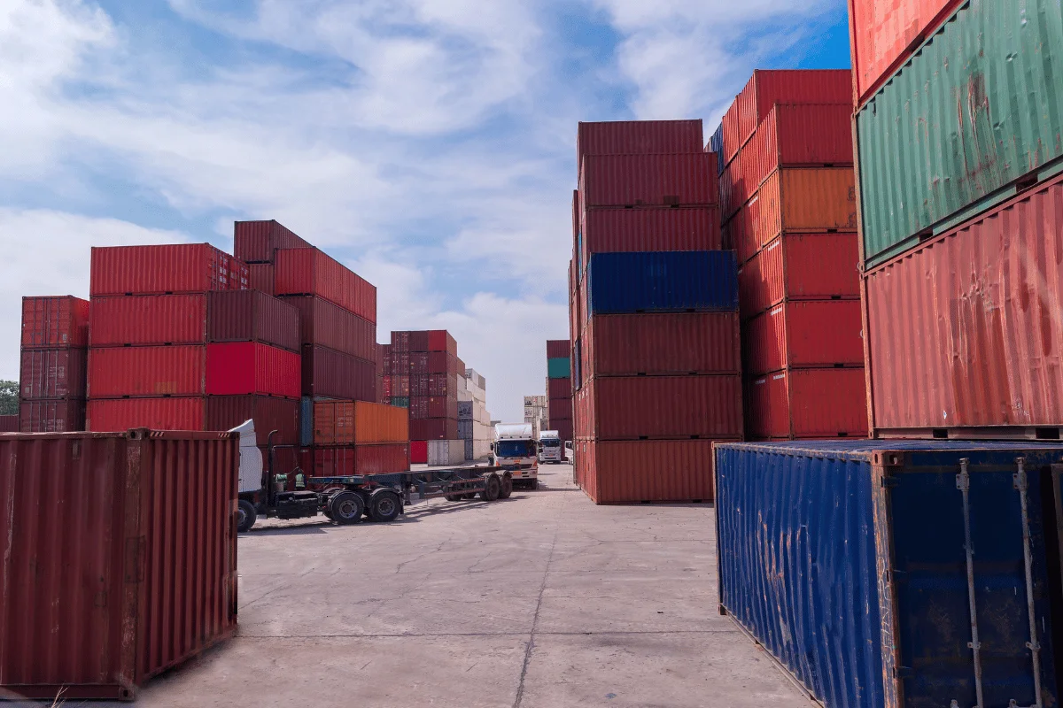 Shipping from Indonesia to USA: Key Tips for SMB Importers
