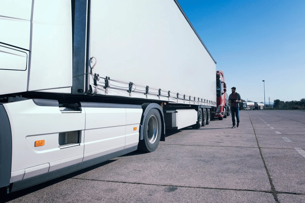 Top 9 Features to Look for in a Freight Forwarding Partner