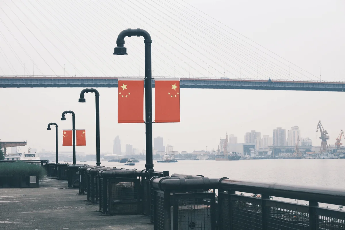 How to Import Clothes from China: A Complete Guide