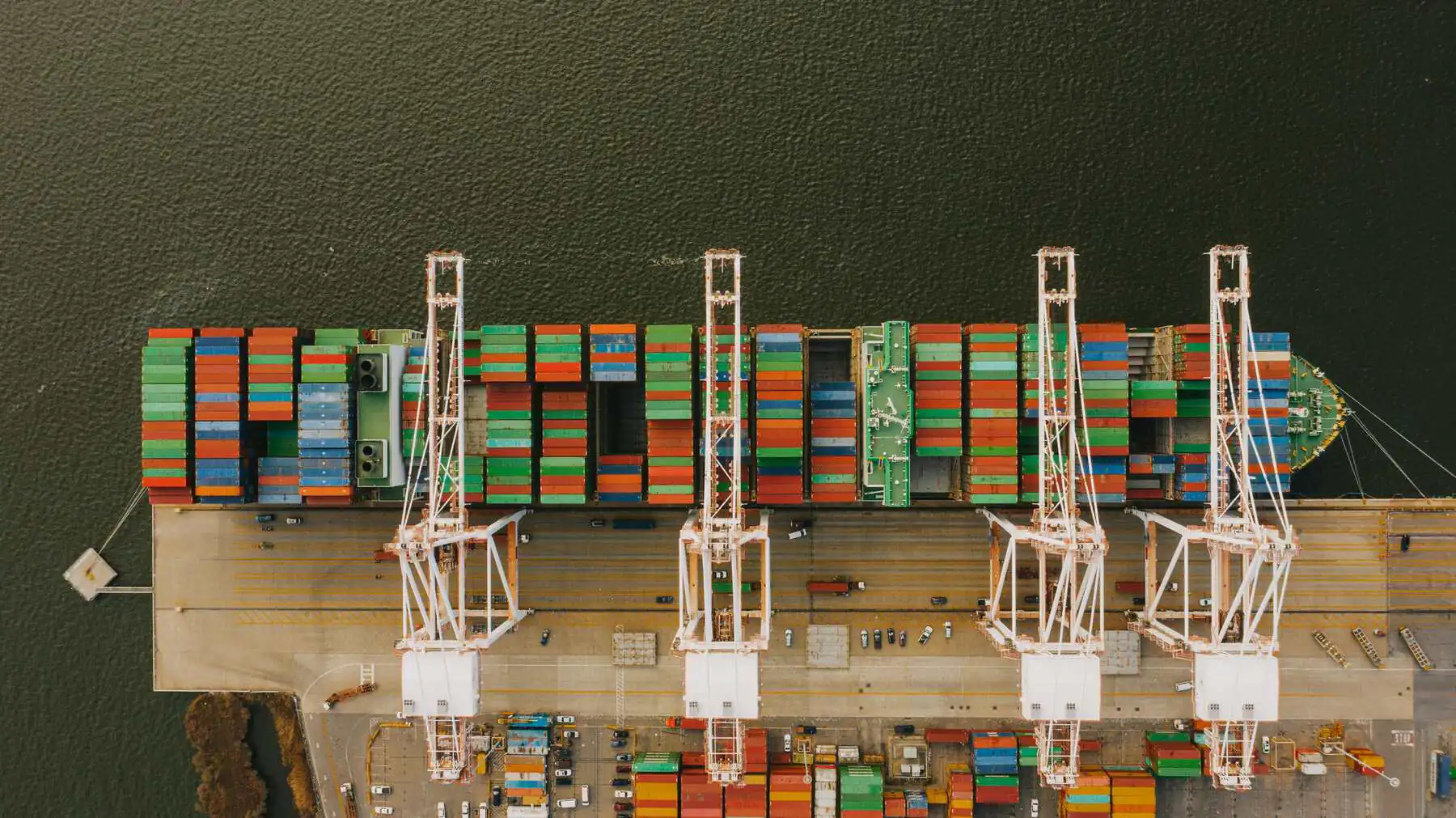 Freight Charges & Fees: Meaning, Types & Tips To Reduce Them